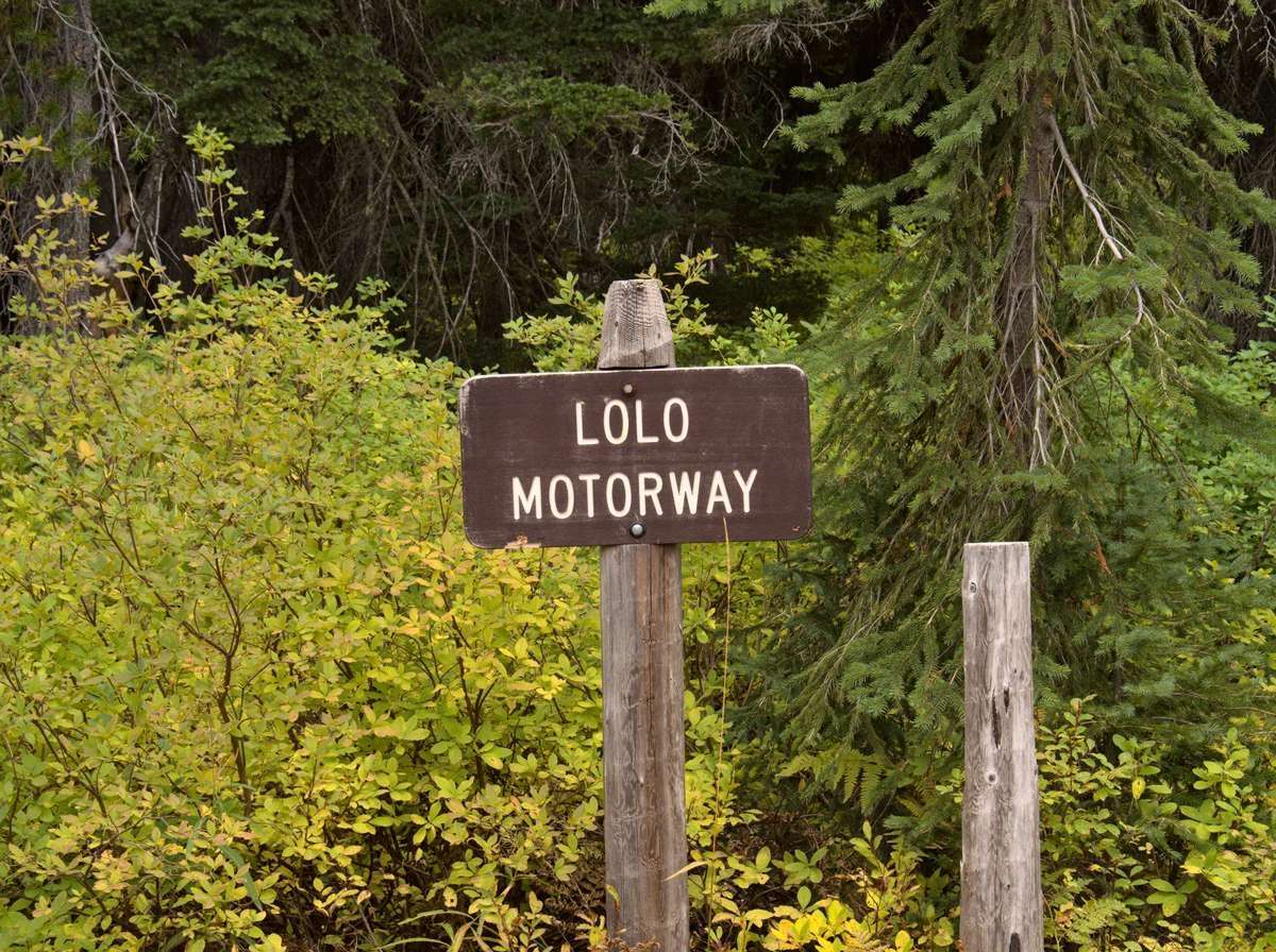 Lolo Motorway 2023 – Occidentalist